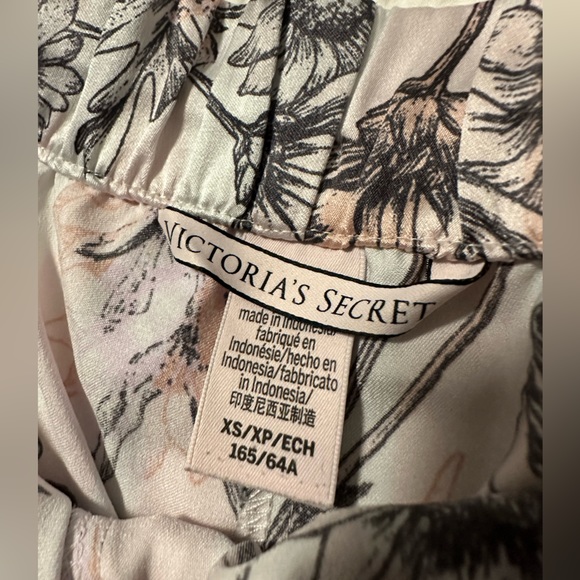 Victoria's Secret | Intimates & Sleepwear | Victorias Secret Matching ...